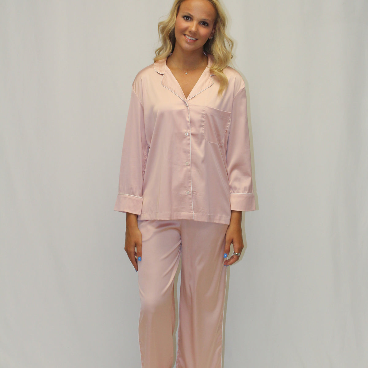 Chloe Satin Pajama Set - Pink – XOXO Boutique